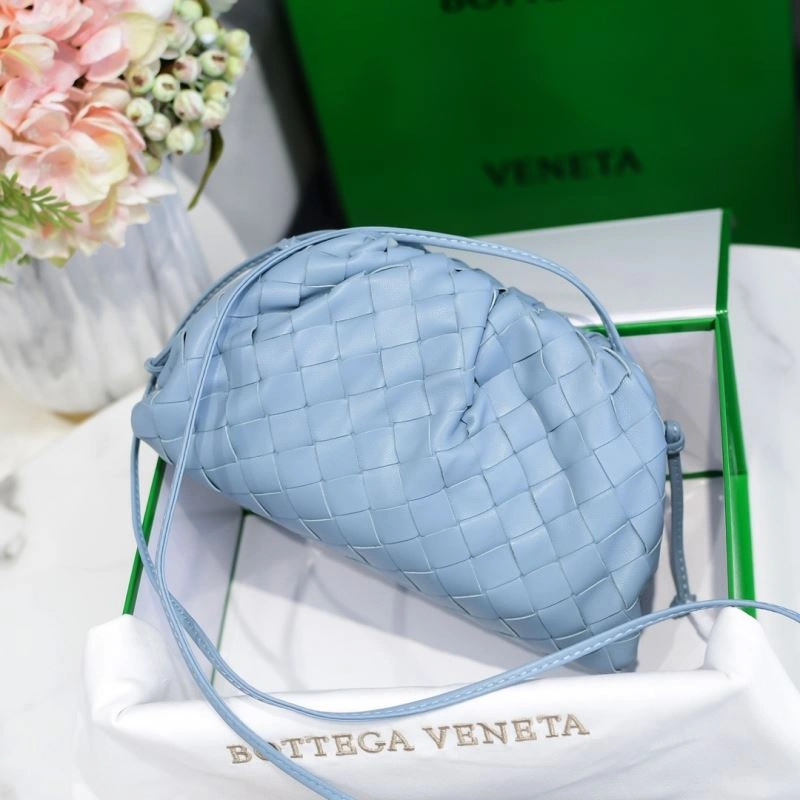 Budget-friendly Bottega Veneta Pouch Clutch Bags