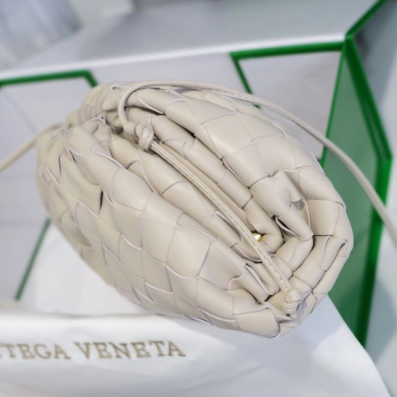 Budget-friendly Bottega Veneta Pouch Clutch Bags