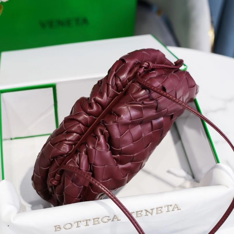 Top mirror Bottega Veneta Pouch Clutch Bags