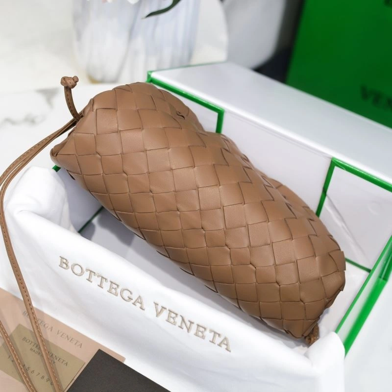 Top mirror Bottega Veneta Pouch Clutch Bags