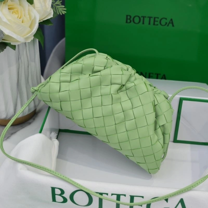 Official Bottega Veneta Pouch Clutch Bags