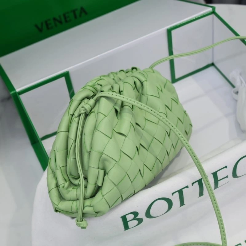 Official Bottega Veneta Pouch Clutch Bags