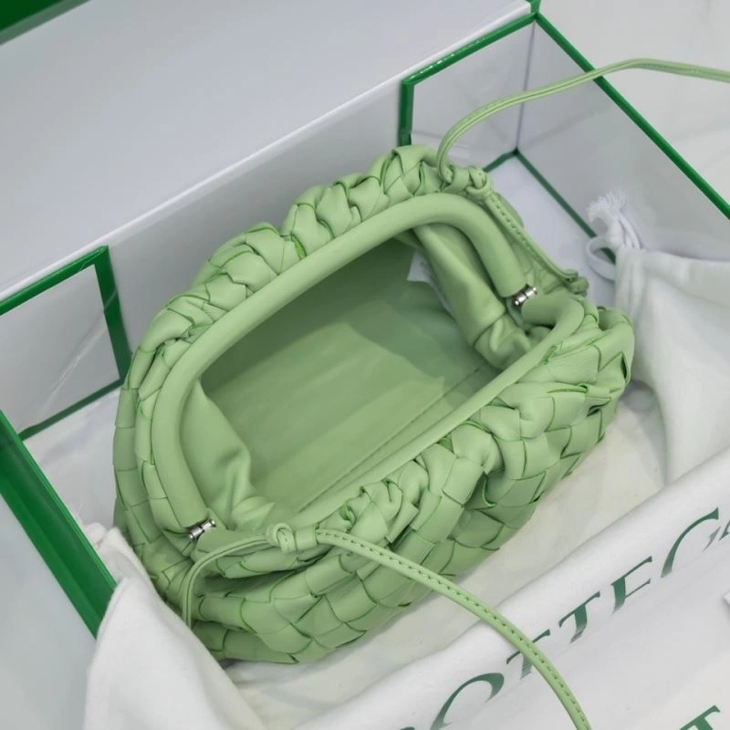 Official Bottega Veneta Pouch Clutch Bags