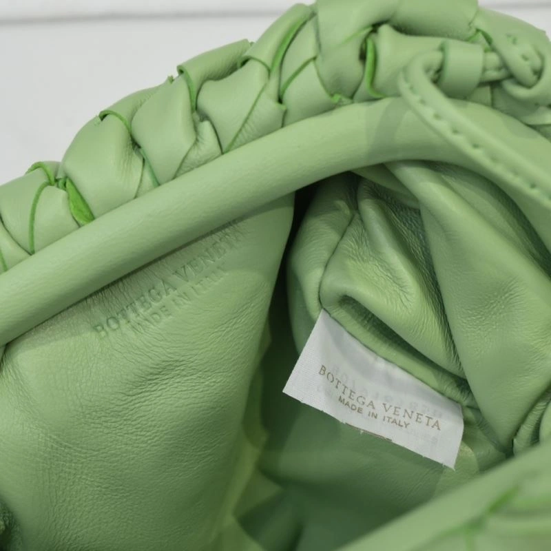 Official Bottega Veneta Pouch Clutch Bags