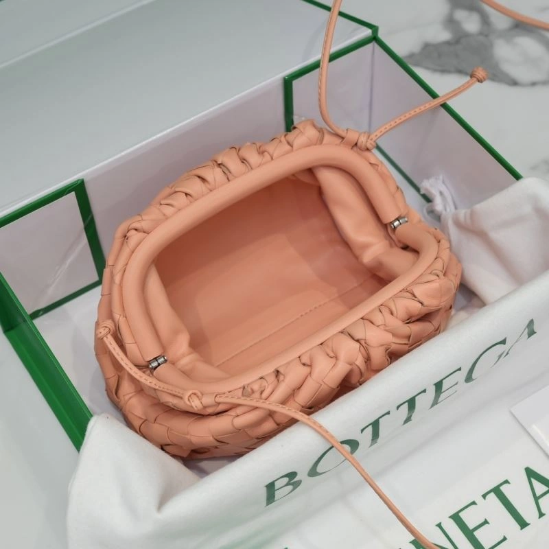 Reasonably priced Bottega Veneta Pouch Clutch Bags