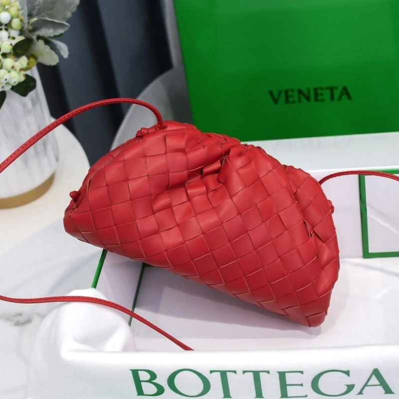 Official Bottega Veneta Pouch Clutch Bags