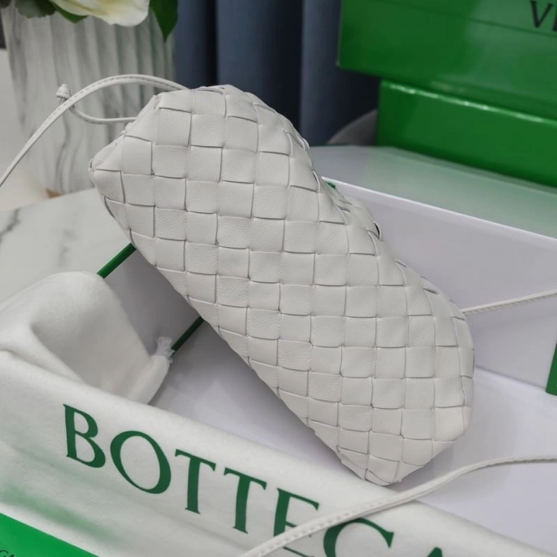 Cut-rate Bottega Veneta Pouch Clutch Bags