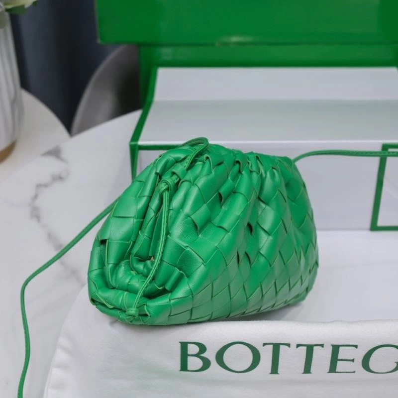 Top mirror Bottega Veneta Pouch Clutch Bags