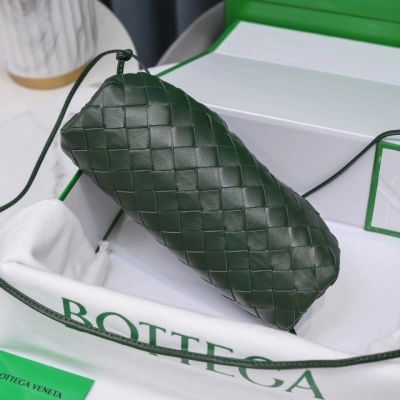 Economical Bottega Veneta Pouch Clutch Bags