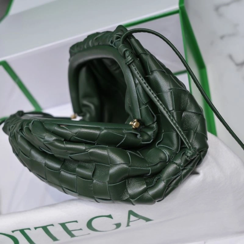 Economical Bottega Veneta Pouch Clutch Bags