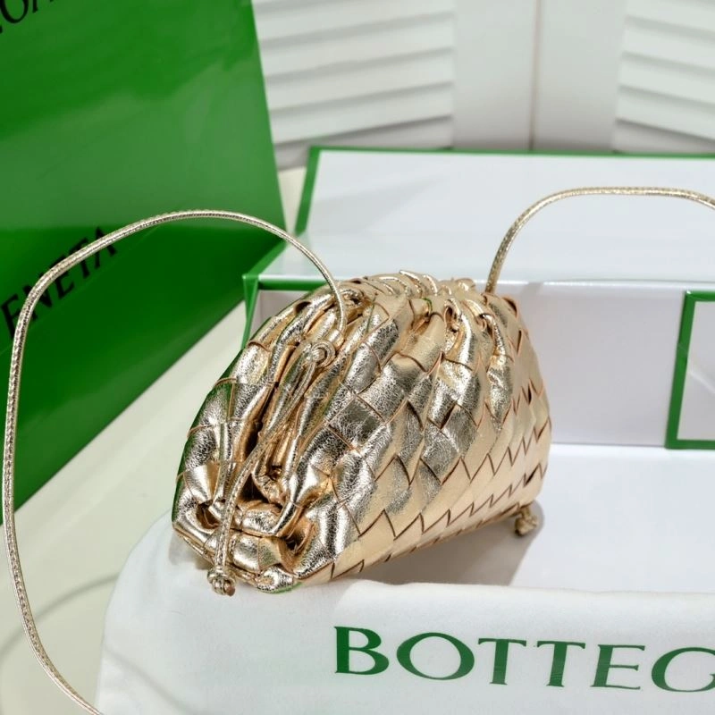 Real Bottega Veneta Pouch Clutch Bags