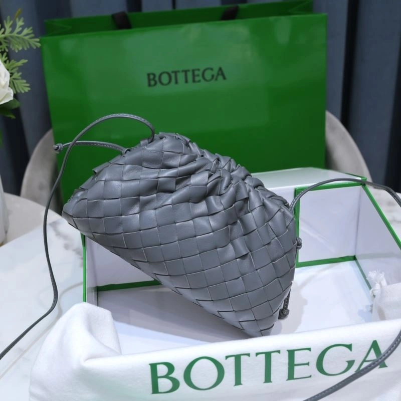 Inexpensive Bottega Veneta Pouch Clutch Bags
