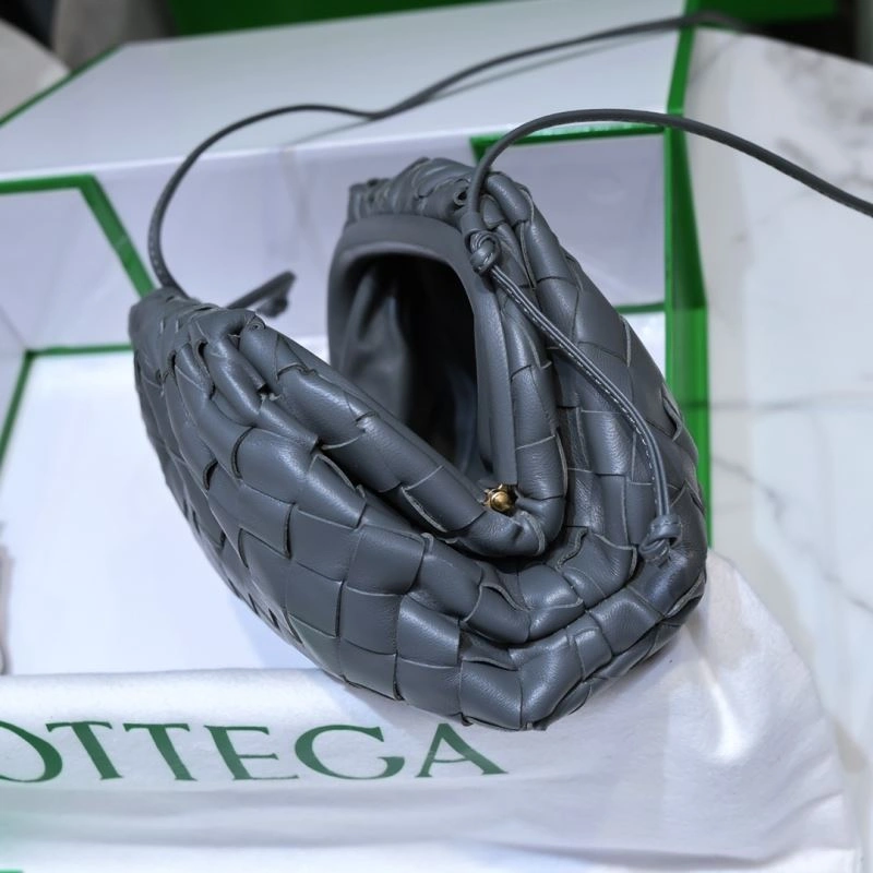 Inexpensive Bottega Veneta Pouch Clutch Bags