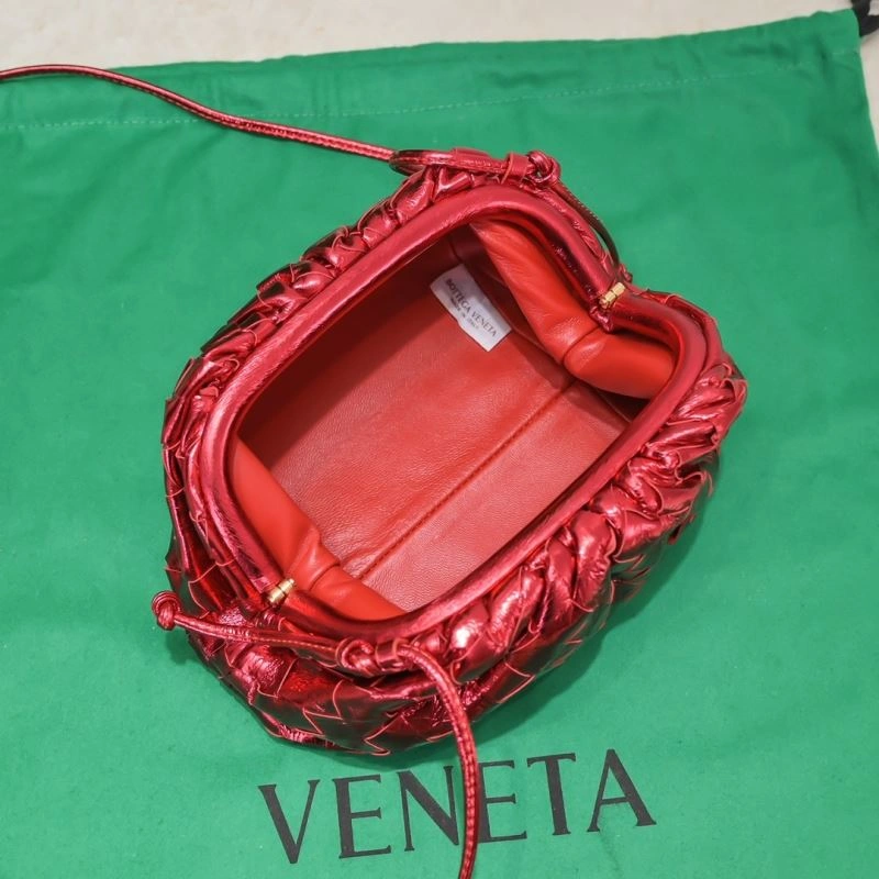 Cut-rate Bottega Veneta Pouch Clutch Bags