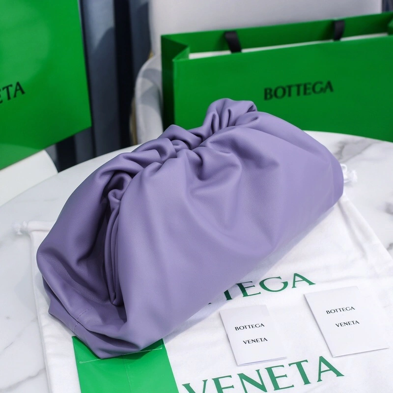 Official Bottega Veneta Pouch Clutch Bags