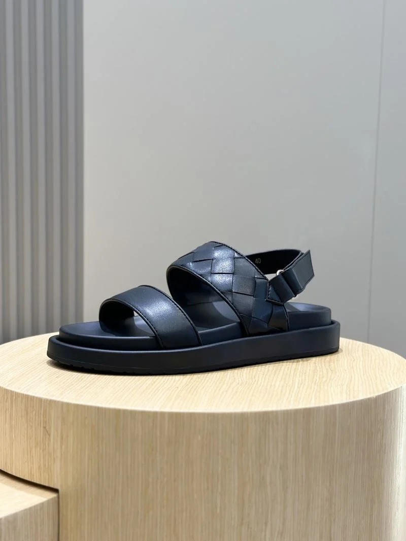 Accurate model Bottega Veneta Sandals