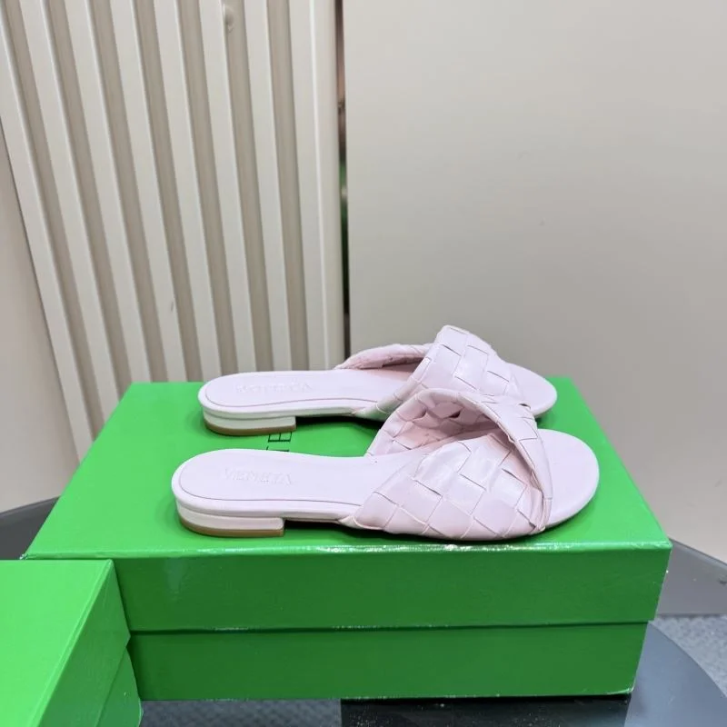 Top match Bottega Veneta Sandals