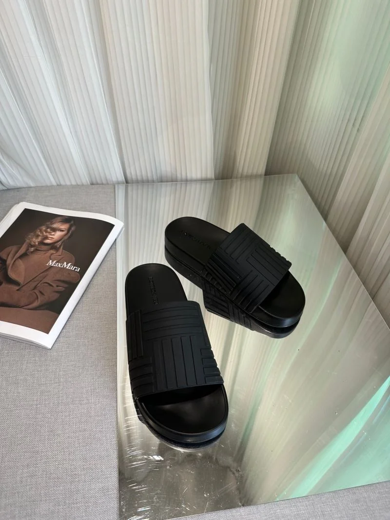 Original Bottega Veneta Sandals