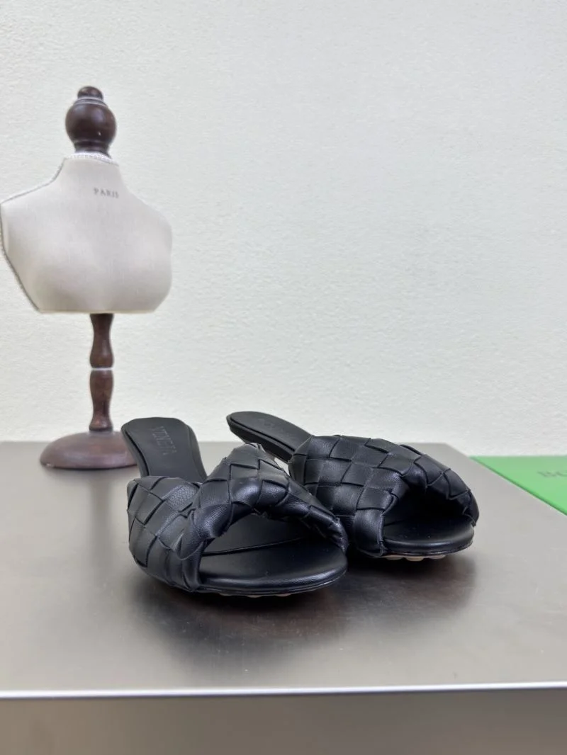Economical Bottega Veneta Sandals