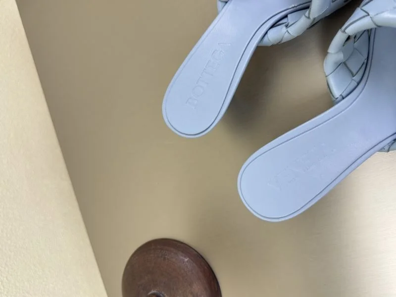 Legit Bottega Veneta Sandals