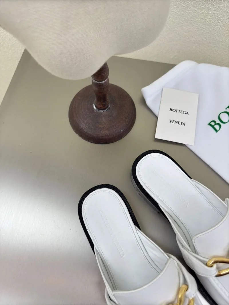 Top mirror Bottega Veneta Sandals