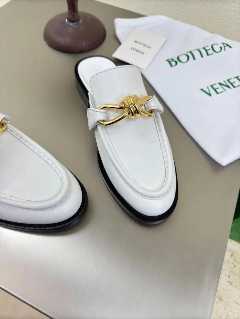 Top mirror Bottega Veneta Sandals