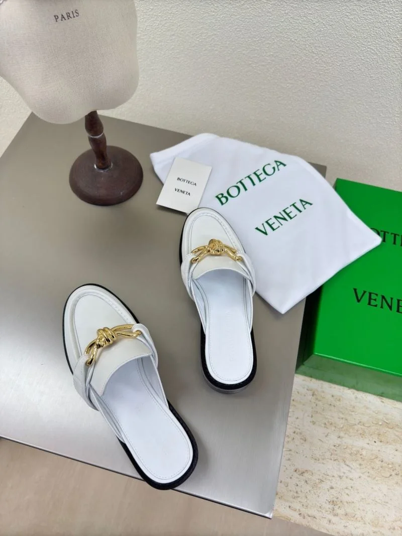 Top mirror Bottega Veneta Sandals