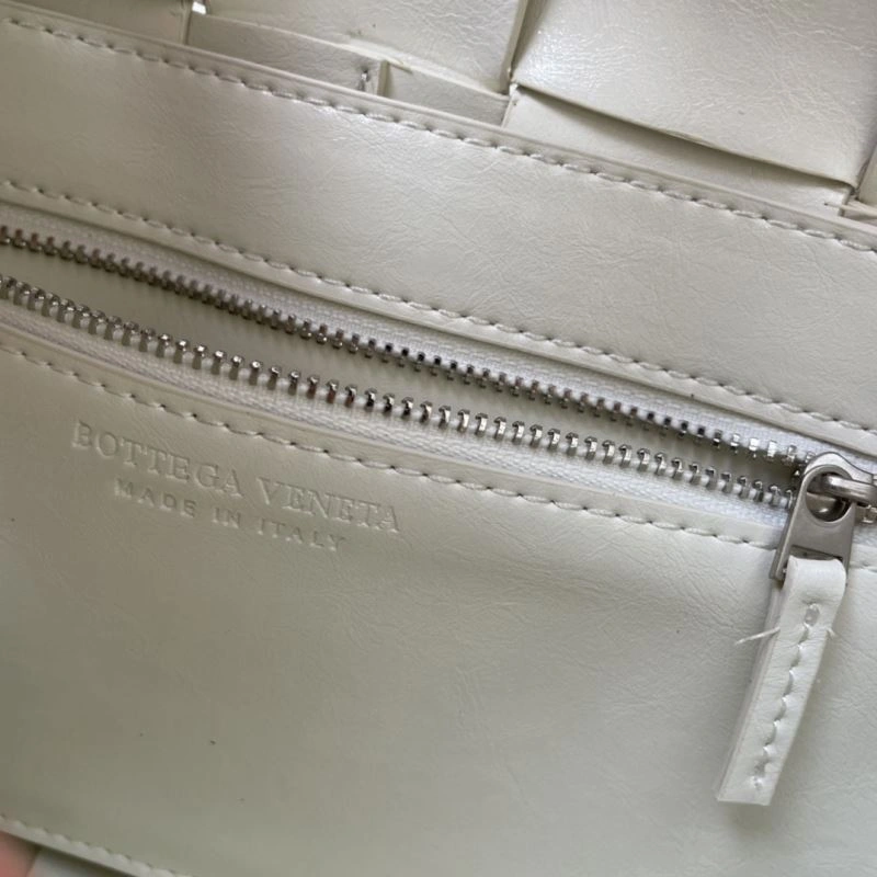 Precise copy Bottega Veneta Satchel Bags
