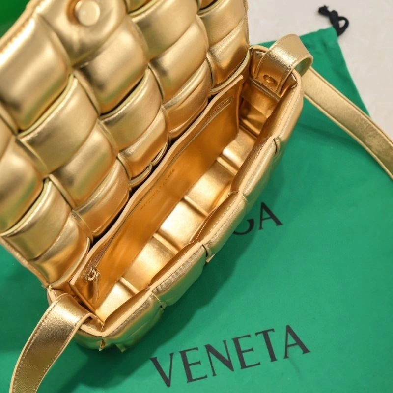 Accurate model Bottega Veneta Satchel Bags