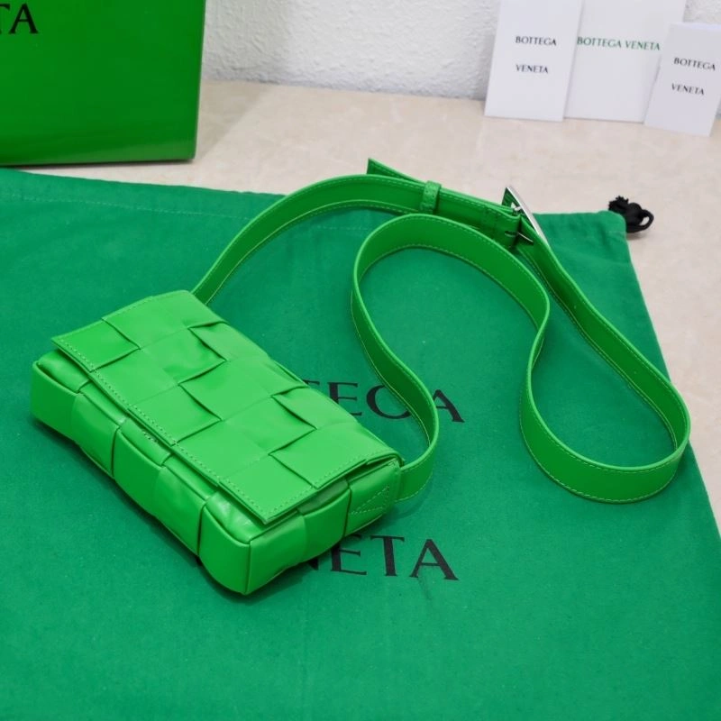 Accurate model Bottega Veneta Satchel Bags