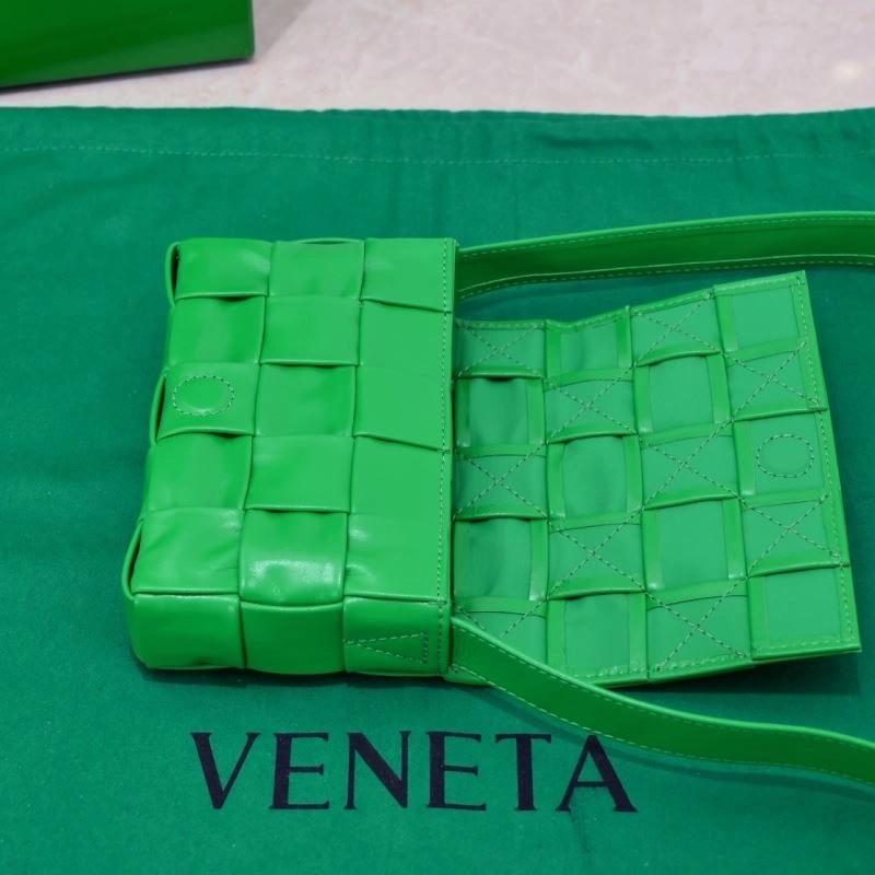 Accurate model Bottega Veneta Satchel Bags