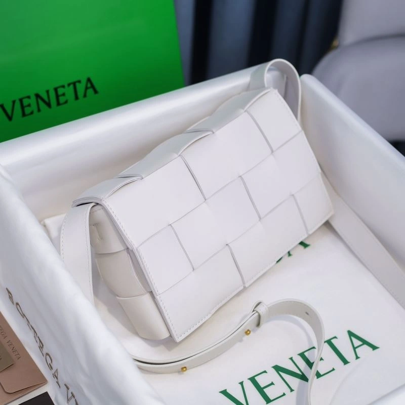 Inexpensive Bottega Veneta Satchel Bags