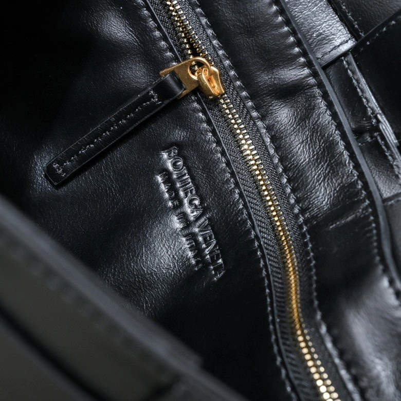 Top match Bottega Veneta Satchel Bags