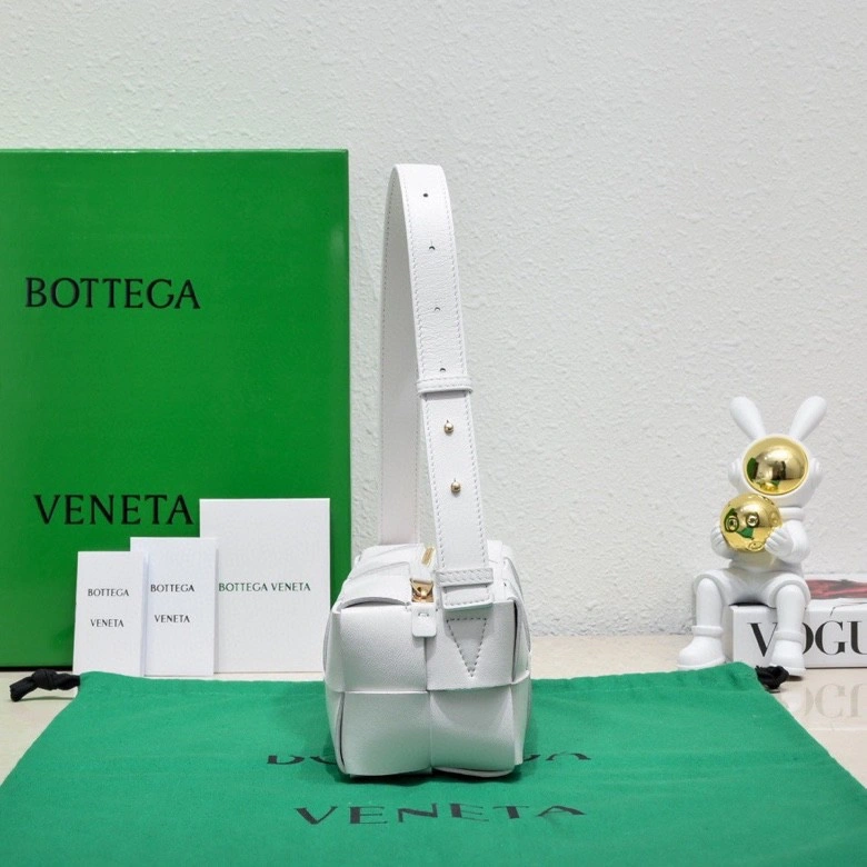 Precise copy Bottega Veneta Satchel Bags