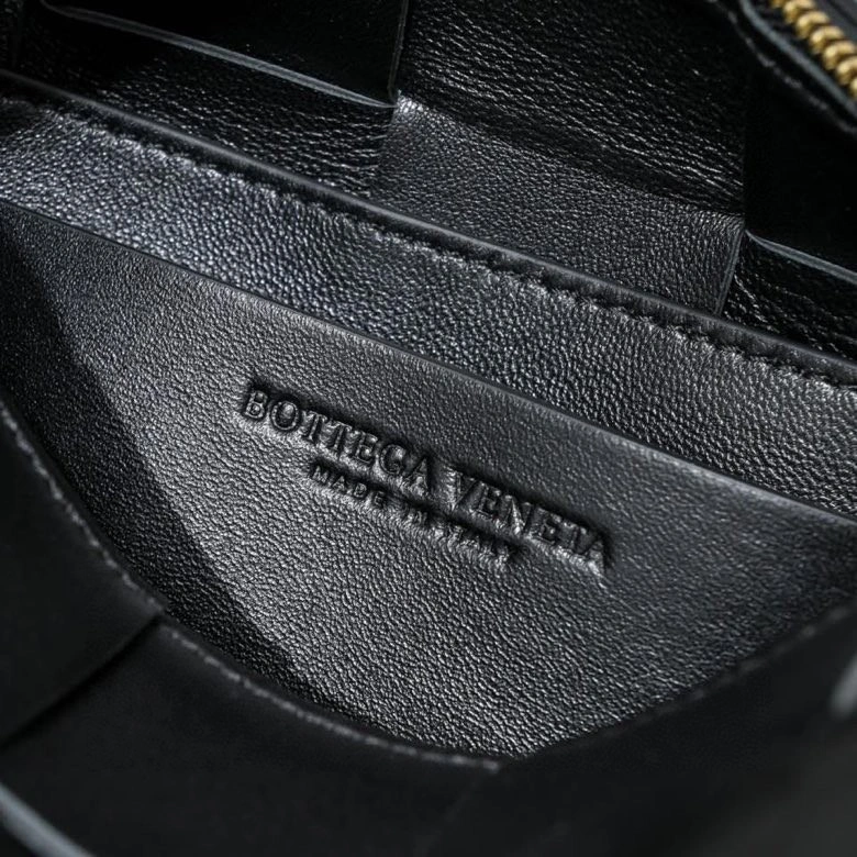Top mirror Bottega Veneta Satchel Bags