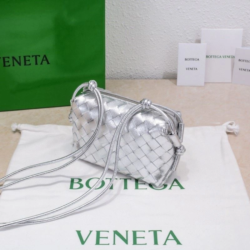 Indistinguishable Bottega Veneta Satchel Bags