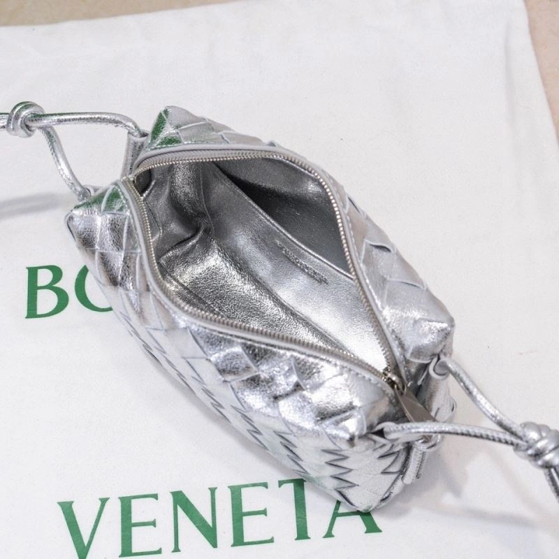 Indistinguishable Bottega Veneta Satchel Bags