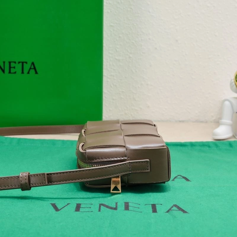 Indistinguishable Bottega Veneta Satchel Bags