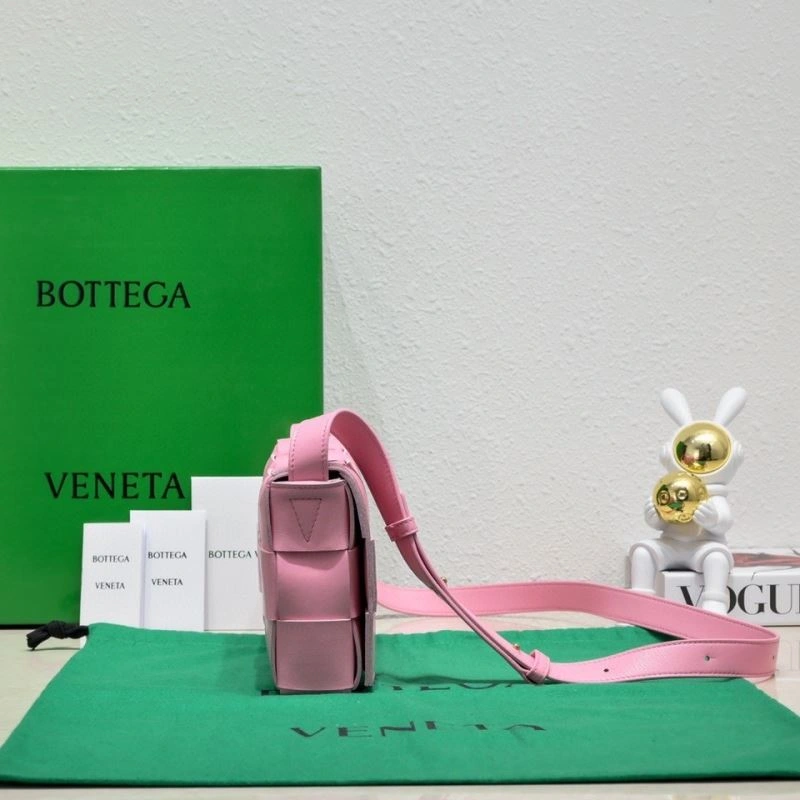Accurate model Bottega Veneta Satchel Bags