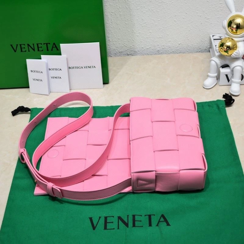 Accurate model Bottega Veneta Satchel Bags