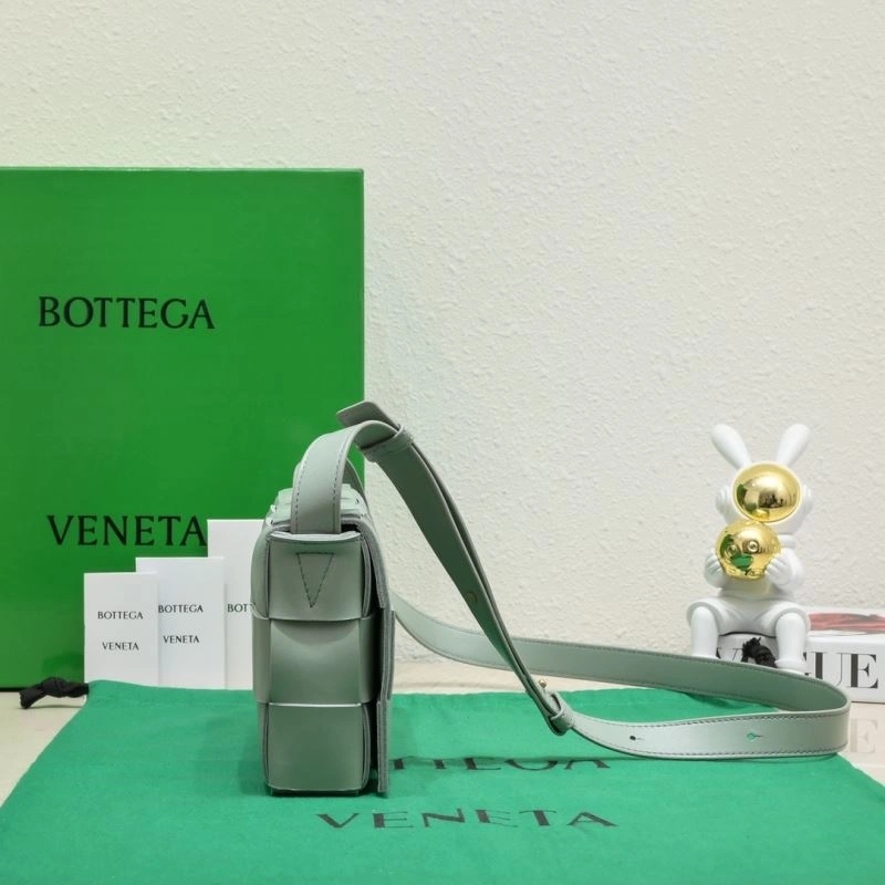 Bargain Bottega Veneta Satchel Bags