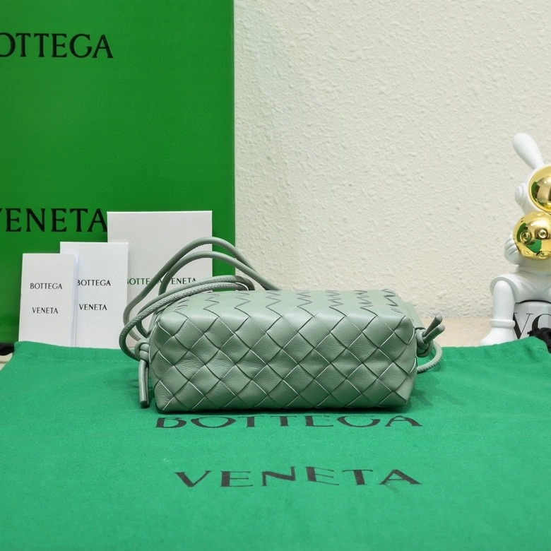 Official Bottega Veneta Satchel Bags