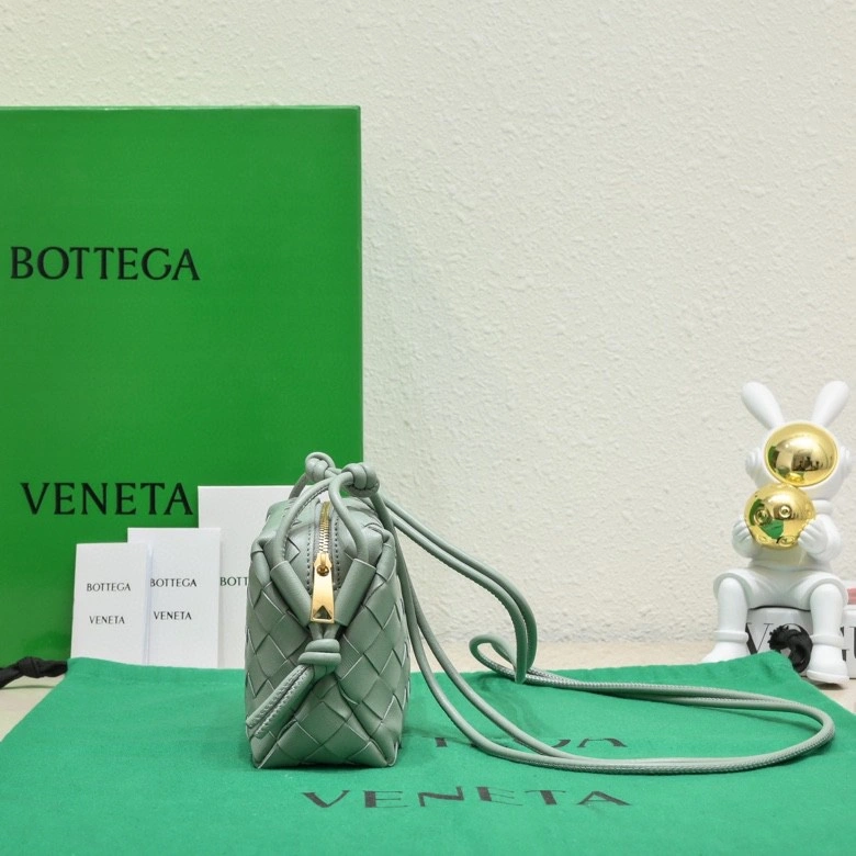 Official Bottega Veneta Satchel Bags