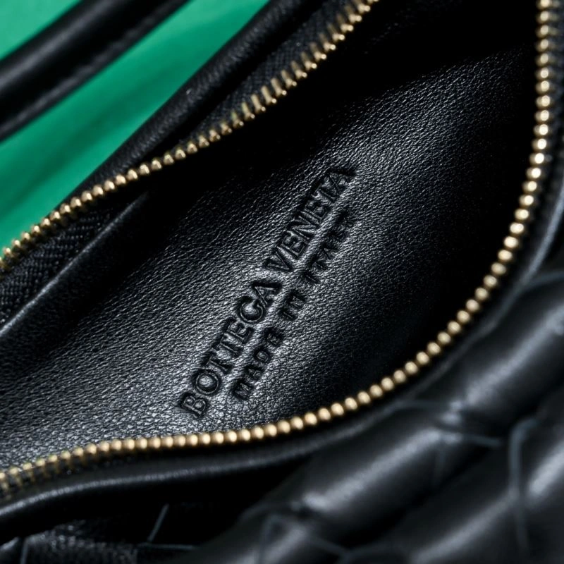 Accurate model Bottega Veneta Satchel Bags