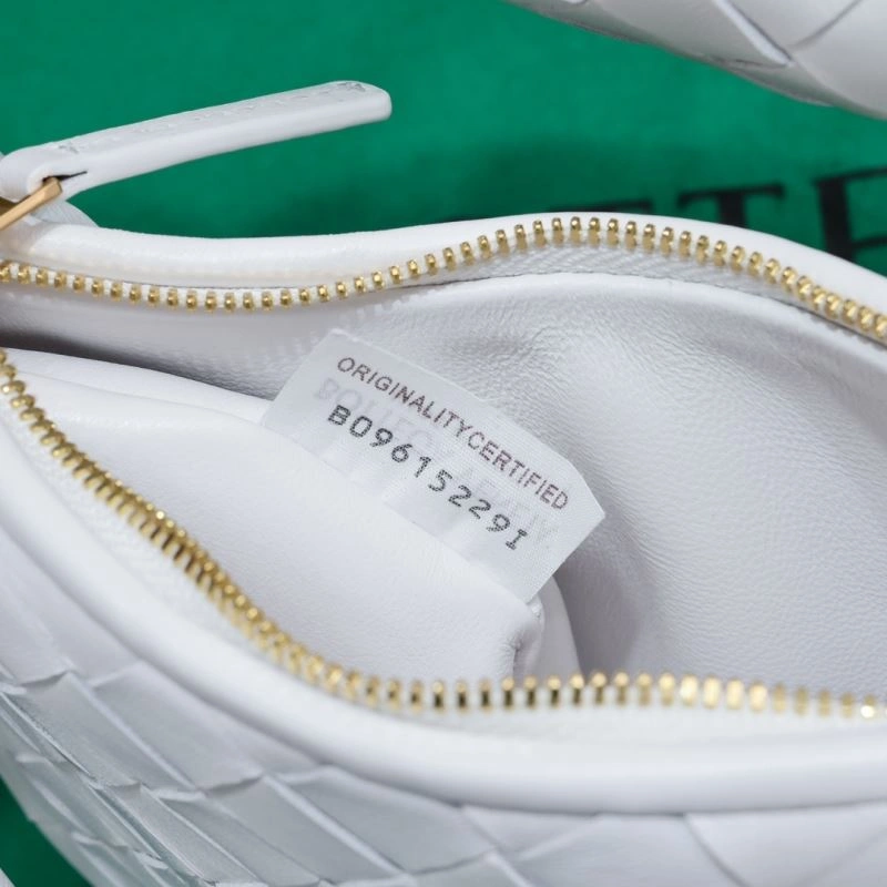 Indistinguishable Bottega Veneta Satchel Bags