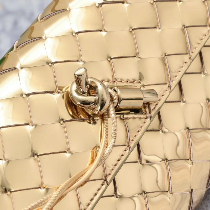 Inexpensive Bottega Veneta Satchel Bags