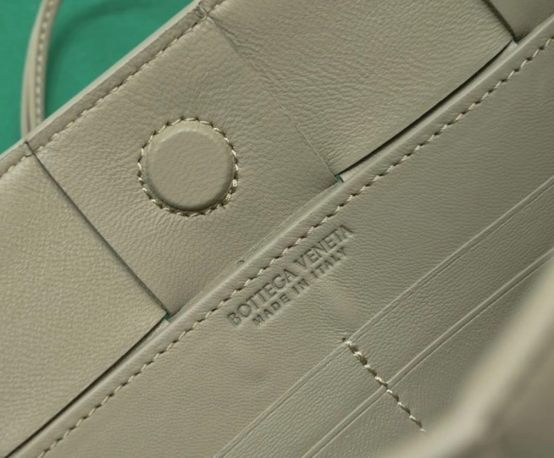 Affordable Bottega Veneta Satchel Bags