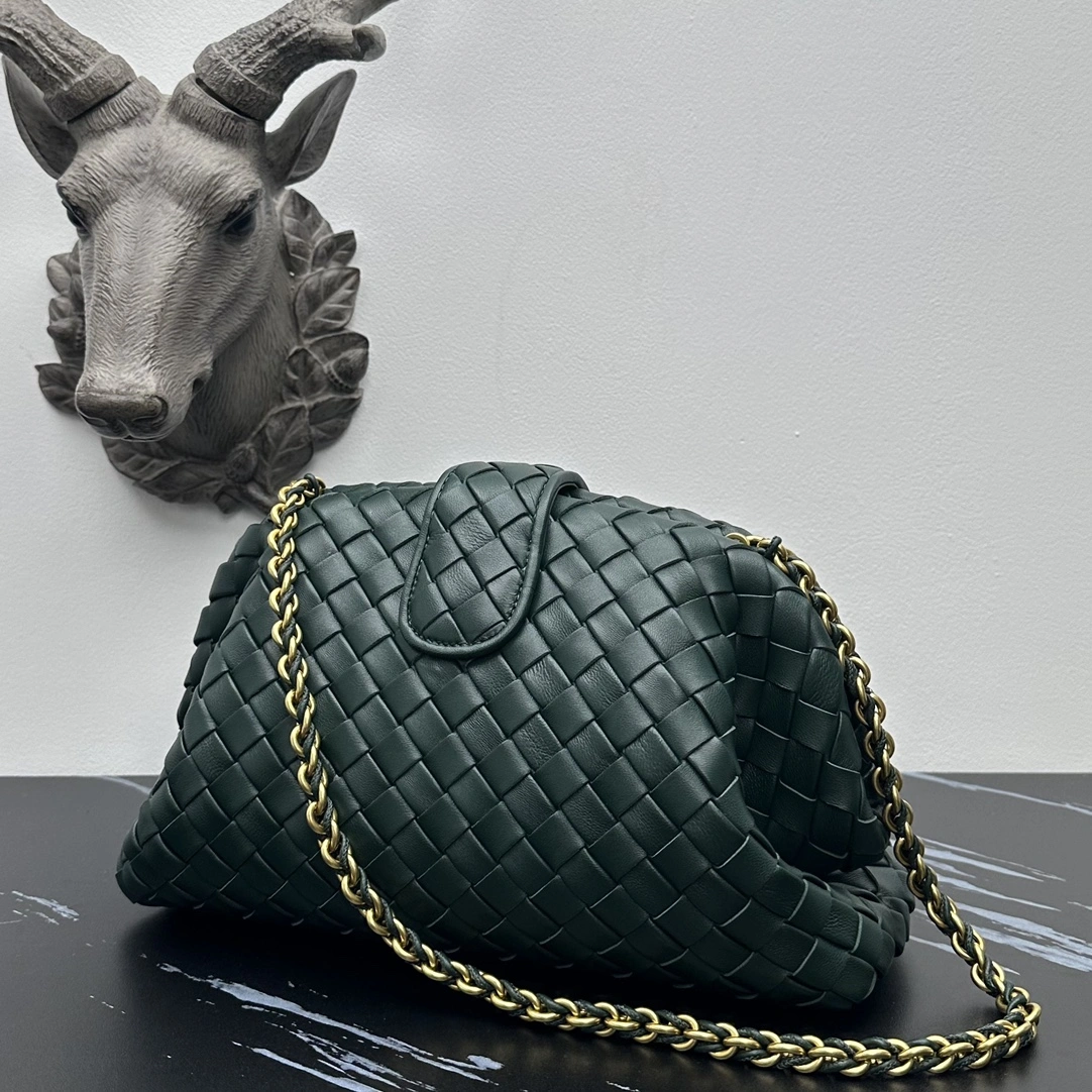 Accurate model Bottega Veneta Satchel Bags