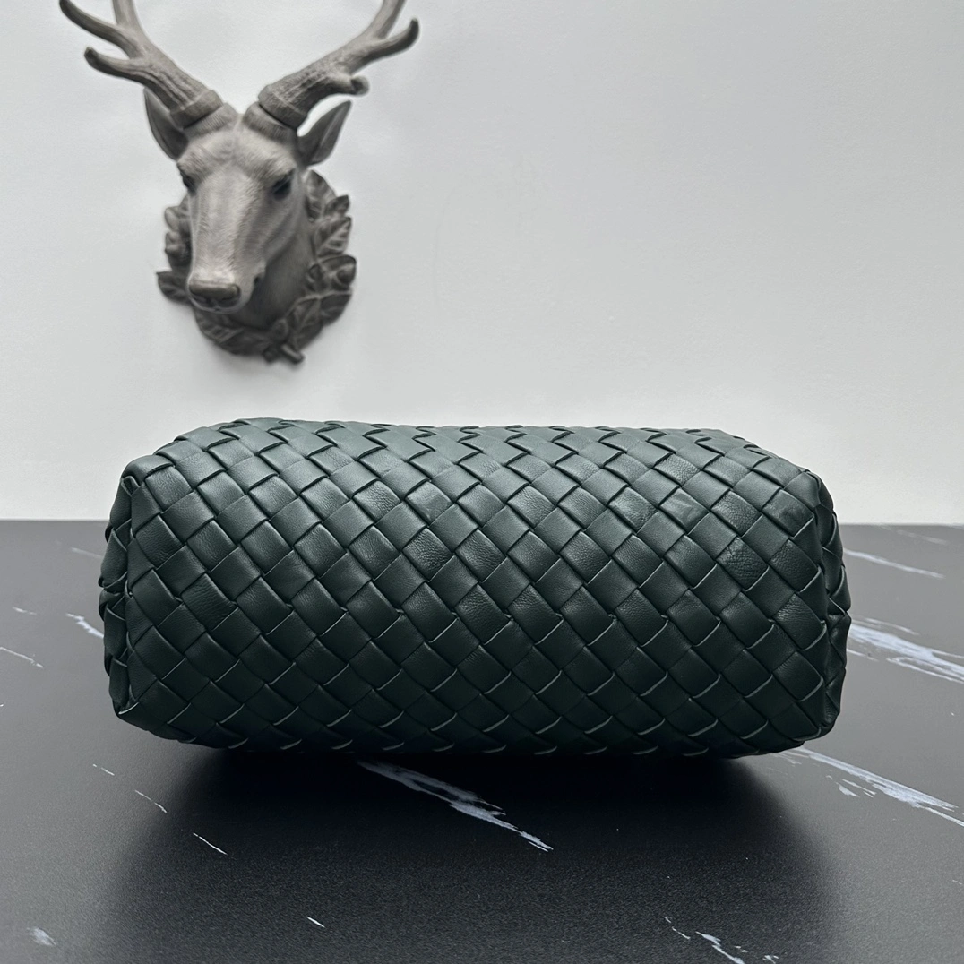 Accurate model Bottega Veneta Satchel Bags