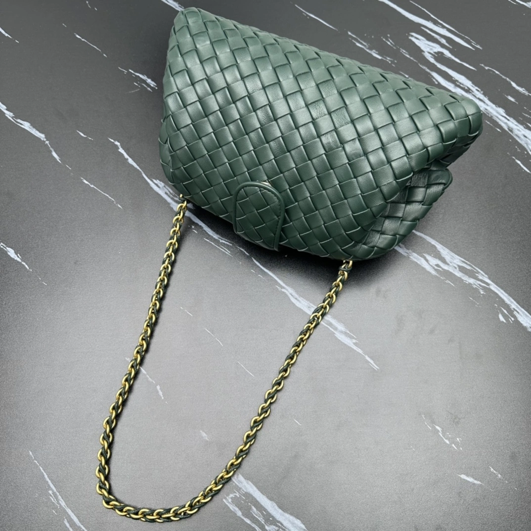 Accurate model Bottega Veneta Satchel Bags